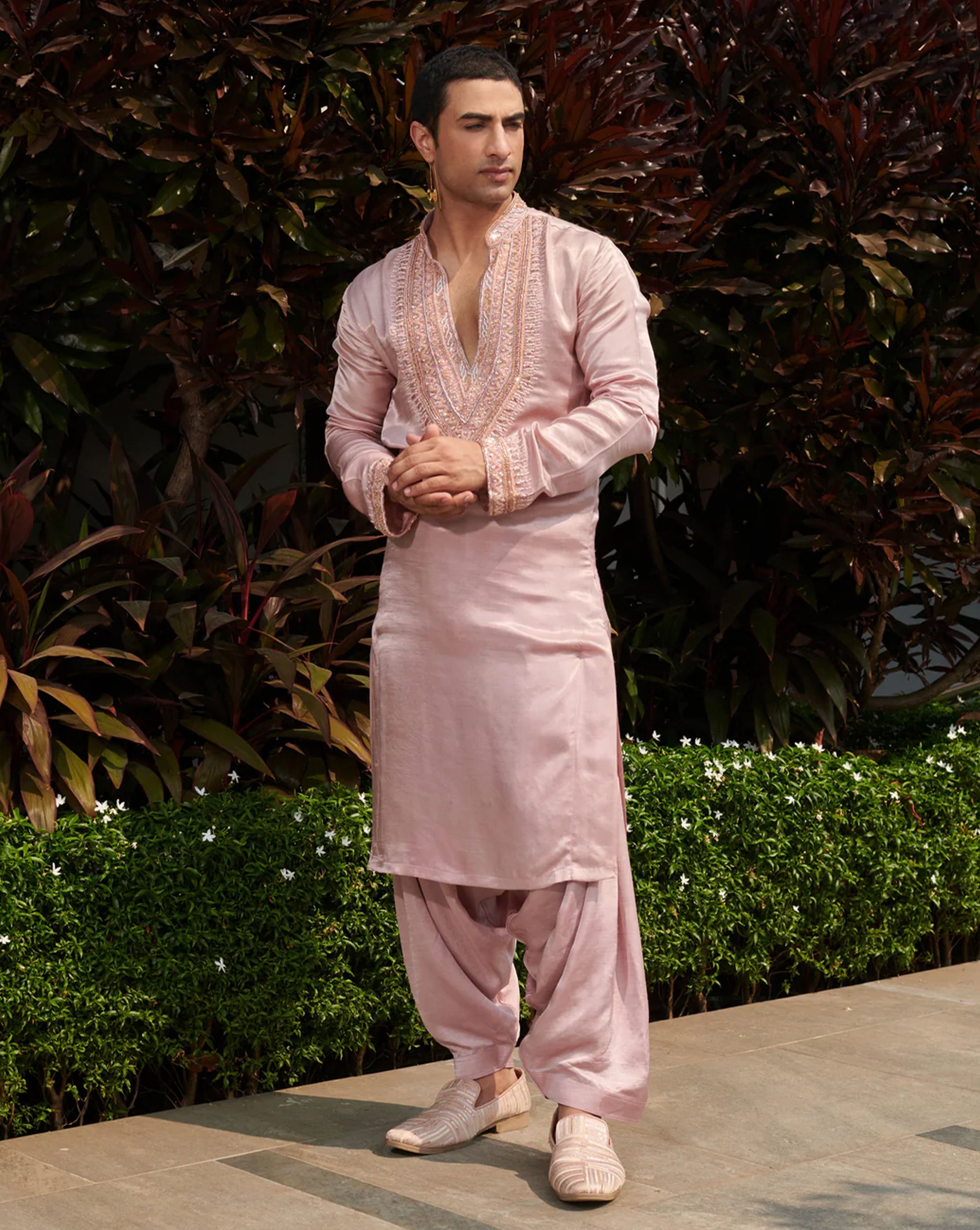 Patiyala Statement Kurta Set – Panache by Sharmeen